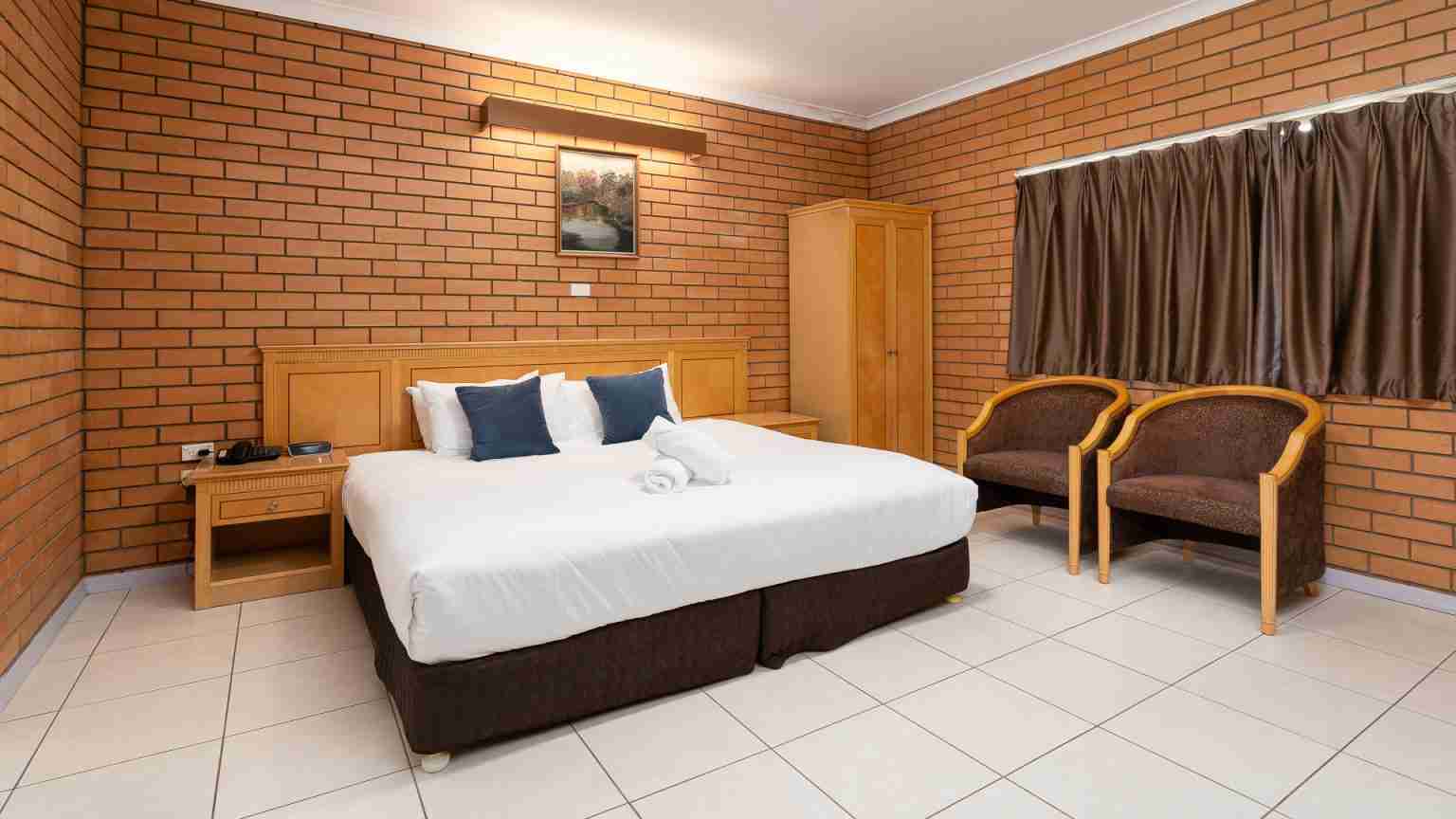 Executive Self Contained Unit - Biloela Apollo Motel